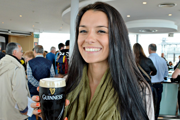 Interview With The Abroad Guide's Jessica Dante