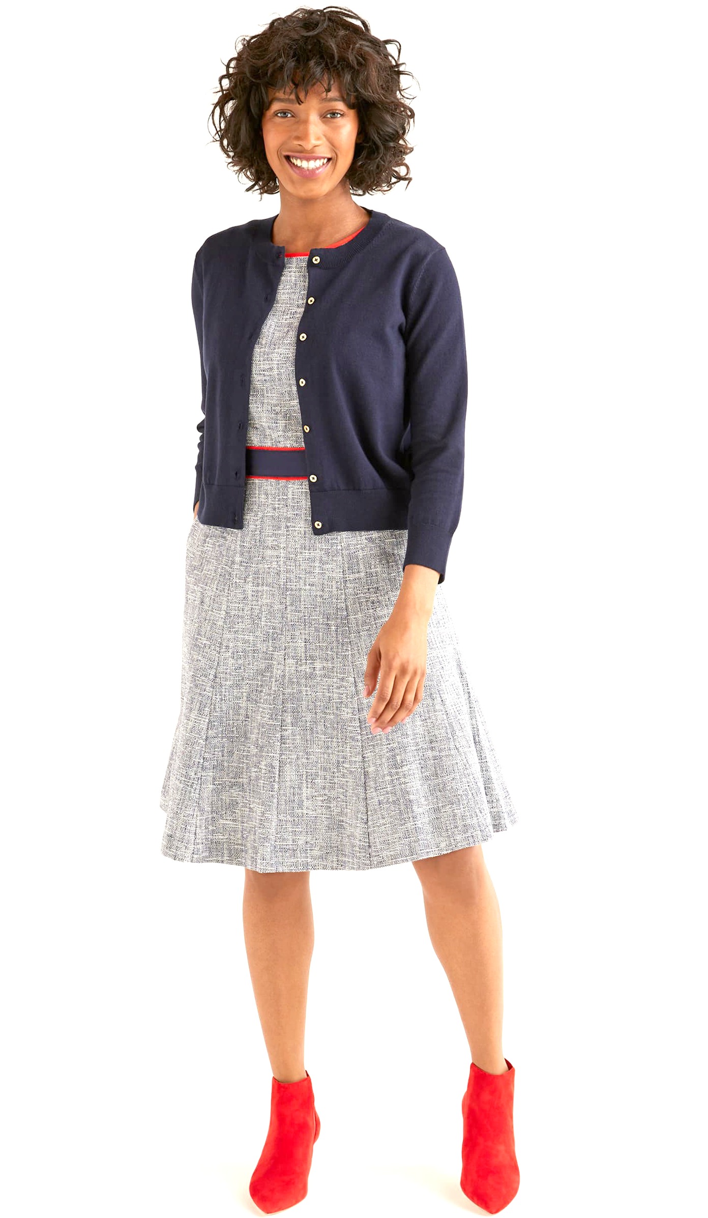 Versatile Dresses: How to Wear One Dress, Many Ways